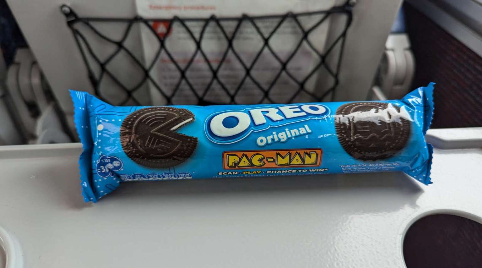 Review: Pac-Man Oreos – chews carefully – Angus Kidman – anguskidman.show